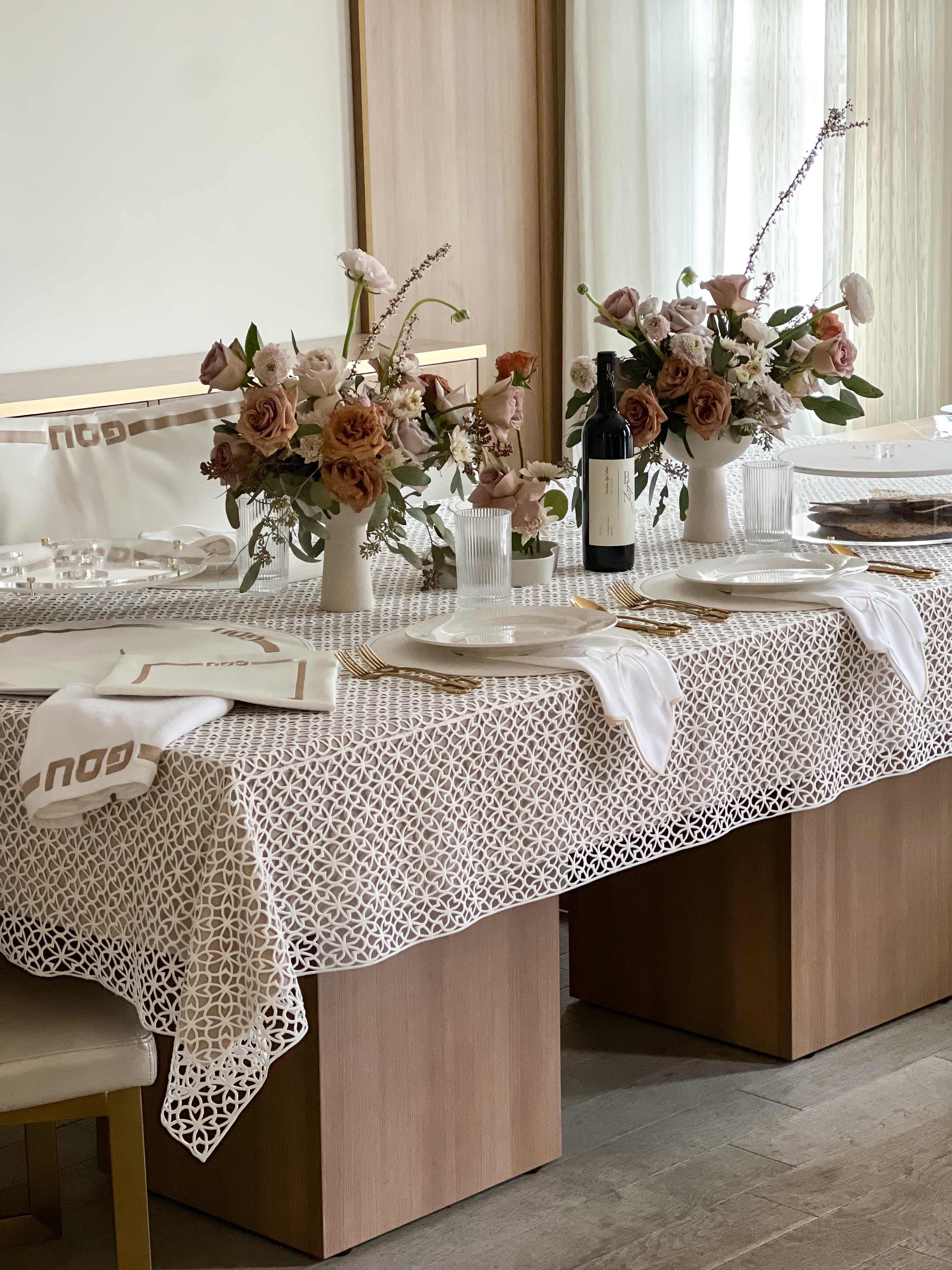 Hampton Lattice Lace White – Mimis Linen & Gifts